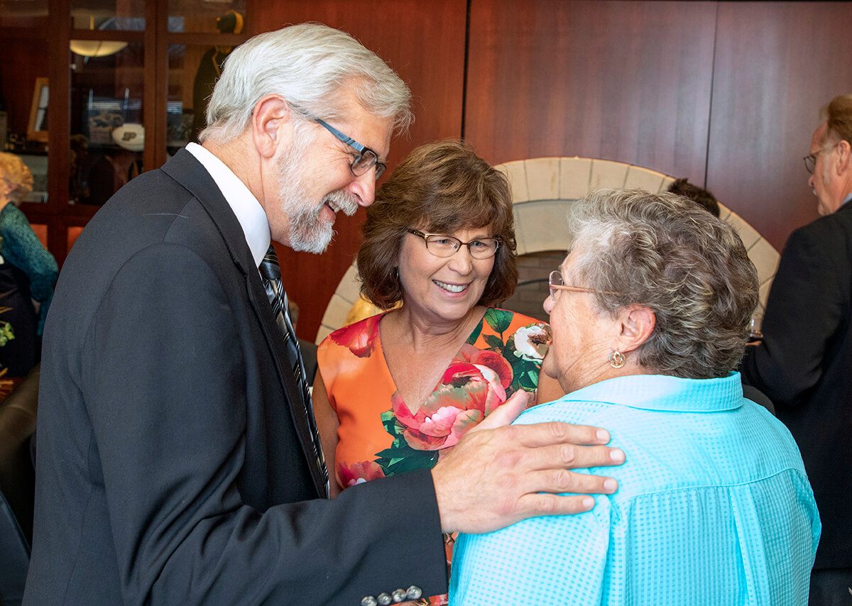 Retired PVM Faculty Honored at Emeritus Faculty Dinner | Purdue ...
